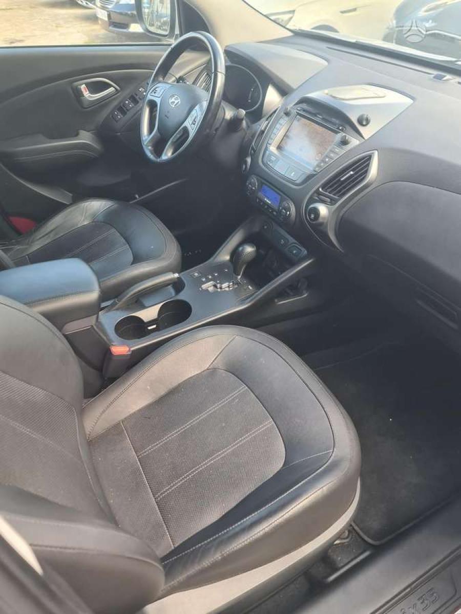 Pelēks Hyundai ix35 2014 Tauragė, ar dzinēja tilpumu 2.00 L un nobraukumu 225 tūkst. km par 7200 €, foto 8 vietnē AUTOMOTO.COM.LV