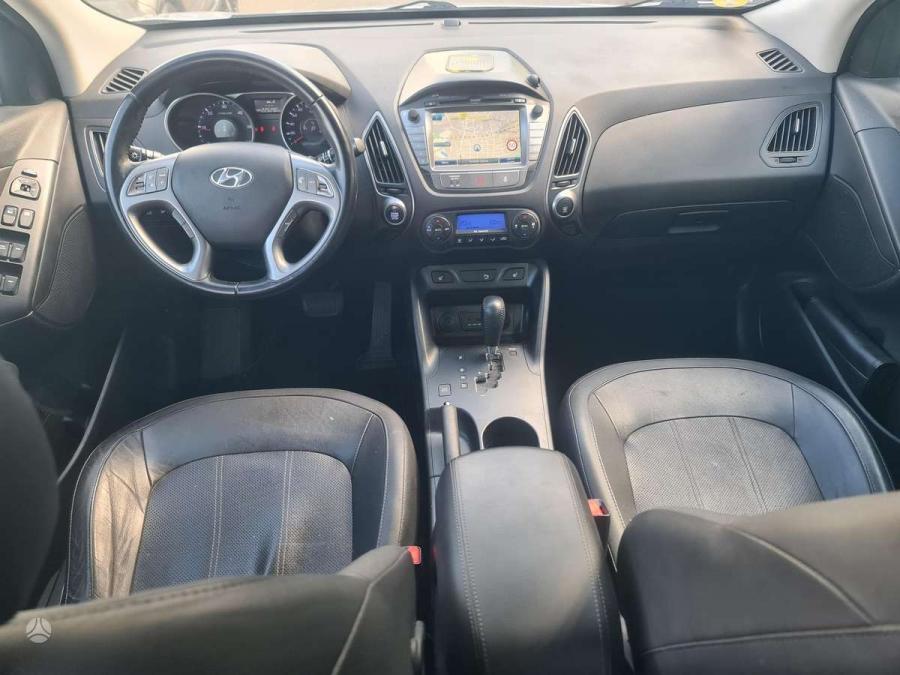 Pelēks Hyundai ix35 2014 Tauragė, ar dzinēja tilpumu 2.00 L un nobraukumu 225 tūkst. km par 7200 €, foto 9 vietnē AUTOMOTO.COM.LV