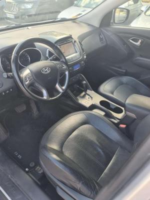 Pelēks Hyundai ix35 2014 Tauragė, ar dzinēja tilpumu 2.00 L un nobraukumu 225 tūkst. km par 7200 €, foto 11 vietnē AUTOMOTO.COM.LV