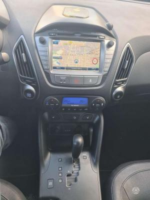 Pelēks Hyundai ix35 2014 Tauragė, ar dzinēja tilpumu 2.00 L un nobraukumu 225 tūkst. km par 7200 €, foto 14 vietnē AUTOMOTO.COM.LV