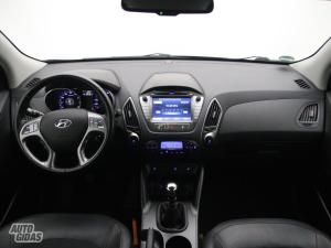 Pelēks Hyundai ix35 2015 Viļņa, ar dzinēja tilpumu 1.60 L un nobraukumu 134 tūkst. km par 10699 €, foto 2 vietnē AUTOMOTO.COM.LV