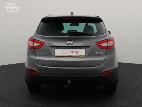 Pelēks Hyundai ix35 2015 Viļņa, ar dzinēja tilpumu 1.60 L un nobraukumu 134 tūkst. km par 10699 €, foto 5 vietnē AUTOMOTO.COM.LV