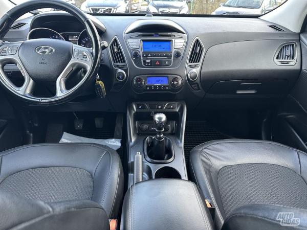 Pelēks Hyundai ix35 2015 Alīta, ar dzinēja tilpumu 1.60 L un nobraukumu 230 tūkst. km par 7800 €, foto 10 vietnē AUTOMOTO.COM.LV