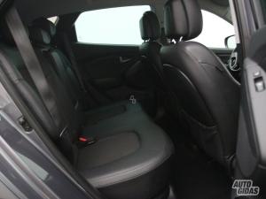 Grey Hyundai ix35 2015 in Vilnius, with an engine capacity of 1.60 L and mileage of 160 thousand km for 10399 €, photo 15 on AUTOMOTO.COM.LV
