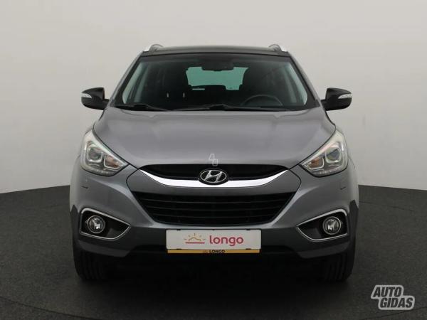 Pelēks Hyundai ix35 2015 Viļņa, ar dzinēja tilpumu 1.70 L un nobraukumu 160 tūkst. km par 10599 €, foto 3 vietnē AUTOMOTO.COM.LV