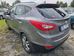 Серый Хендай их35 2015 в Огре, объемом двигателя 2.00 л и пробегом 350 тыс. км за 6090 €, фото 5 на AUTOMOTO.COM.LV