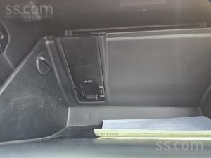Grey Hyundai ix35 2015 in Ogre, with an engine capacity of 2.00 L and mileage of 350 thousand km for 5500 €, photo 15 on AUTOMOTO.COM.LV