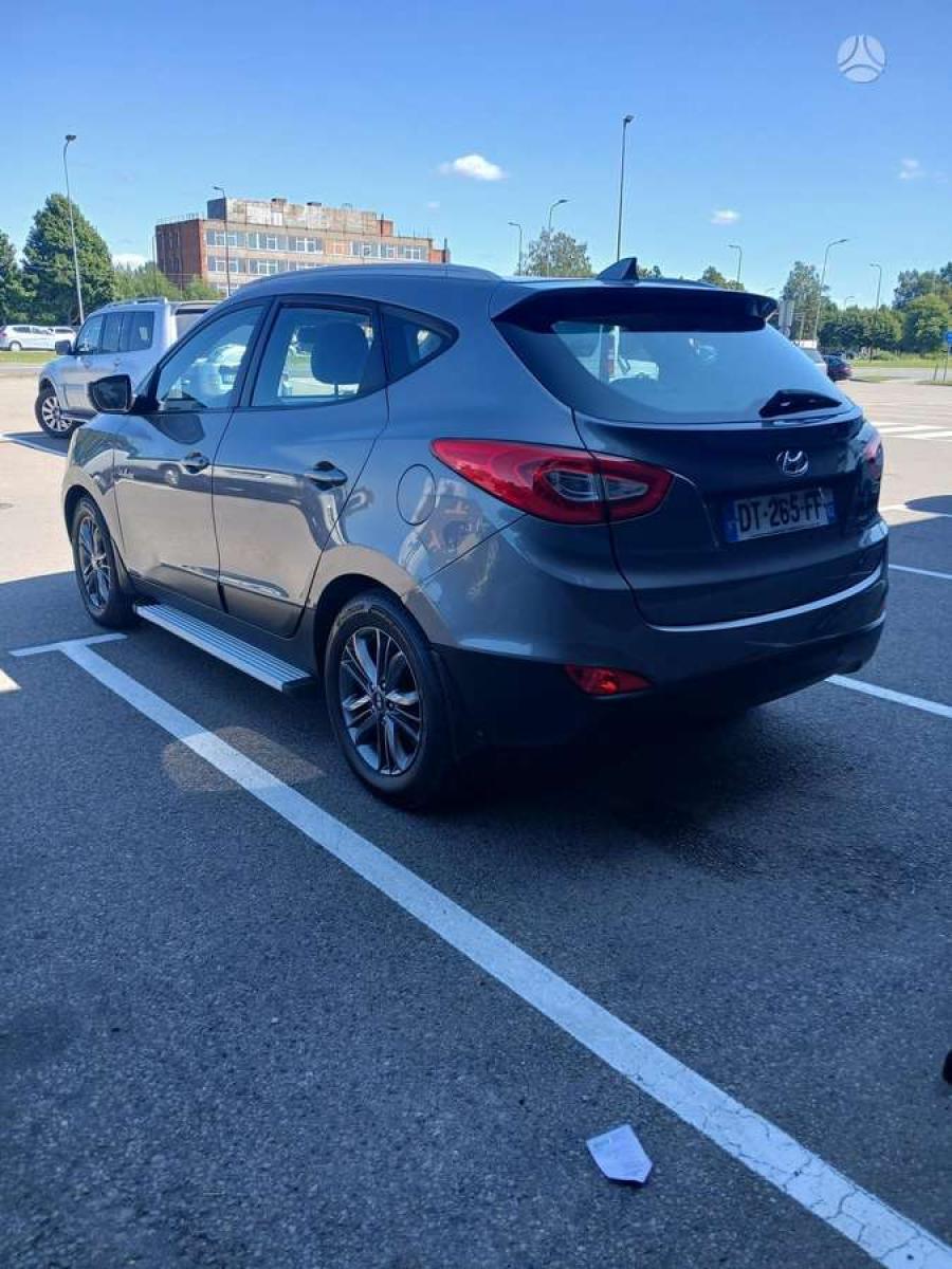 Pelēks Hyundai ix35 2015 Tauragė, ar dzinēja tilpumu 1.69 L un nobraukumu 224 tūkst. km par 7200 €, foto 5 vietnē AUTOMOTO.COM.LV