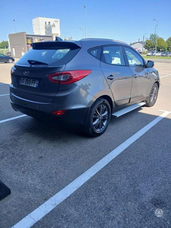 Pelēks Hyundai ix35 2015 Tauragė, ar dzinēja tilpumu 1.69 L un nobraukumu 224 tūkst. km par 7200 €, foto 5 vietnē AUTOMOTO.COM.LV