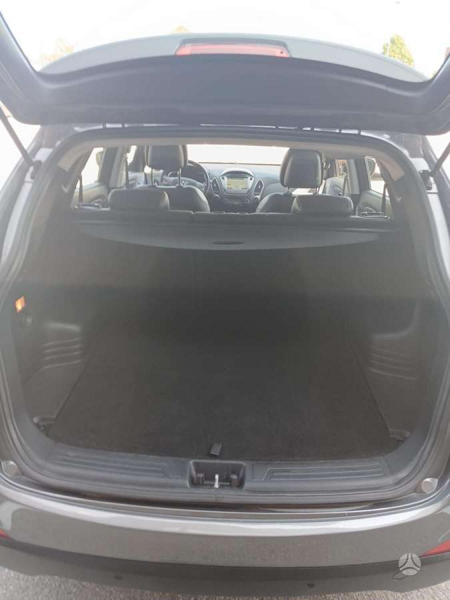 Pelēks Hyundai ix35 2015 Tauragė, ar dzinēja tilpumu 1.69 L un nobraukumu 224 tūkst. km par 7200 €, foto 17 vietnē AUTOMOTO.COM.LV