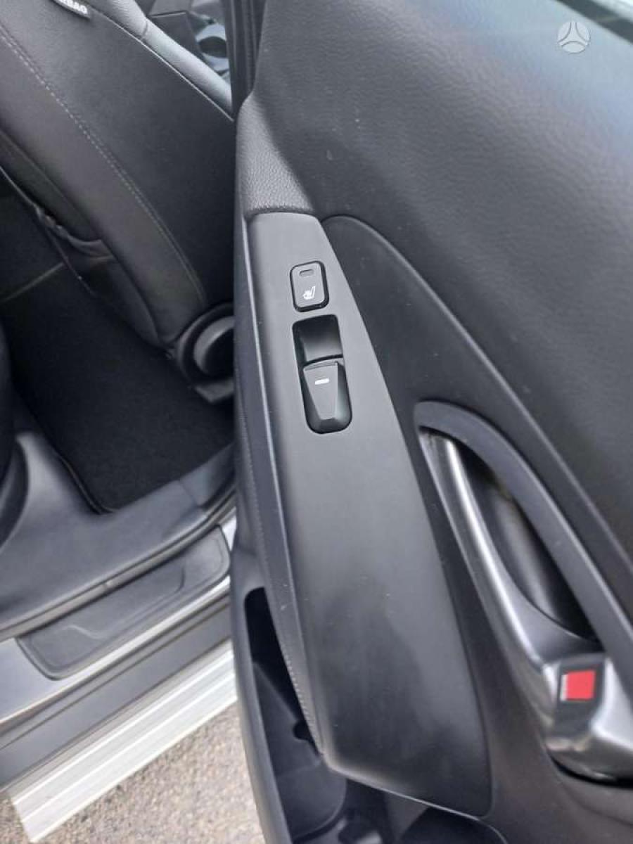 Pelēks Hyundai ix35 2015 Tauragė, ar dzinēja tilpumu 1.69 L un nobraukumu 224 tūkst. km par 7200 €, foto 22 vietnē AUTOMOTO.COM.LV