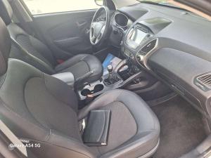 Pelēks Hyundai ix35 2015 Kauņa, ar dzinēja tilpumu 1.69 L un nobraukumu 255 tūkst. km par 6950 €, foto 12 vietnē AUTOMOTO.COM.LV