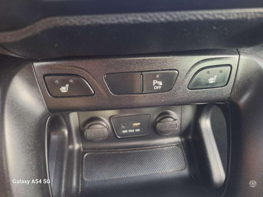 Pelēks Hyundai ix35 2015 Kauņa, ar dzinēja tilpumu 1.69 L un nobraukumu 255 tūkst. km par 6950 €, foto 15 vietnē AUTOMOTO.COM.LV