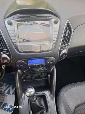 Pelēks Hyundai ix35 2015 Kauņa, ar dzinēja tilpumu 1.69 L un nobraukumu 255 tūkst. km par 6950 €, foto 16 vietnē AUTOMOTO.COM.LV