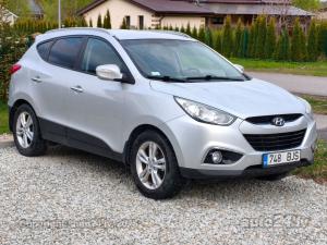 Pelēks Hyundai ix35 2013 Tallina, ar dzinēja tilpumu 2.00 L un nobraukumu 248 tūkst. km par 3500 €, foto 12 vietnē AUTOMOTO.COM.LV