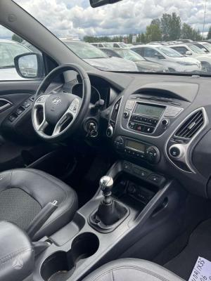 Pelēks Hyundai ix35 2011 Tauragė, ar dzinēja tilpumu 1.70 L un nobraukumu 260 tūkst. km par 3950 €, foto 11 vietnē AUTOMOTO.COM.LV