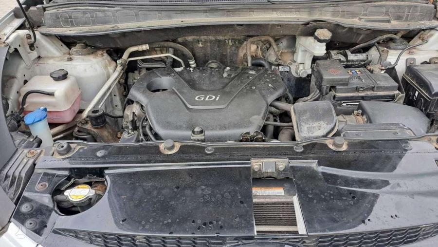 Pelēks Hyundai ix35 2011 Marijampole, ar dzinēja tilpumu 1.60 L un nobraukumu 185 tūkst. km par 4999 €, foto 5 vietnē AUTOMOTO.COM.LV