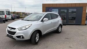 Grey Hyundai ix35 2013 in Marijampole, with an engine capacity of 2.00 L and mileage of 174 thousand km for 7500 €, photo 8 on AUTOMOTO.COM.LV