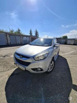 Pelēks Hyundai ix35 2014 Panevēža, ar dzinēja tilpumu 1.59 L un nobraukumu 187 tūkst. km par 7700 €, foto 11 vietnē AUTOMOTO.COM.LV