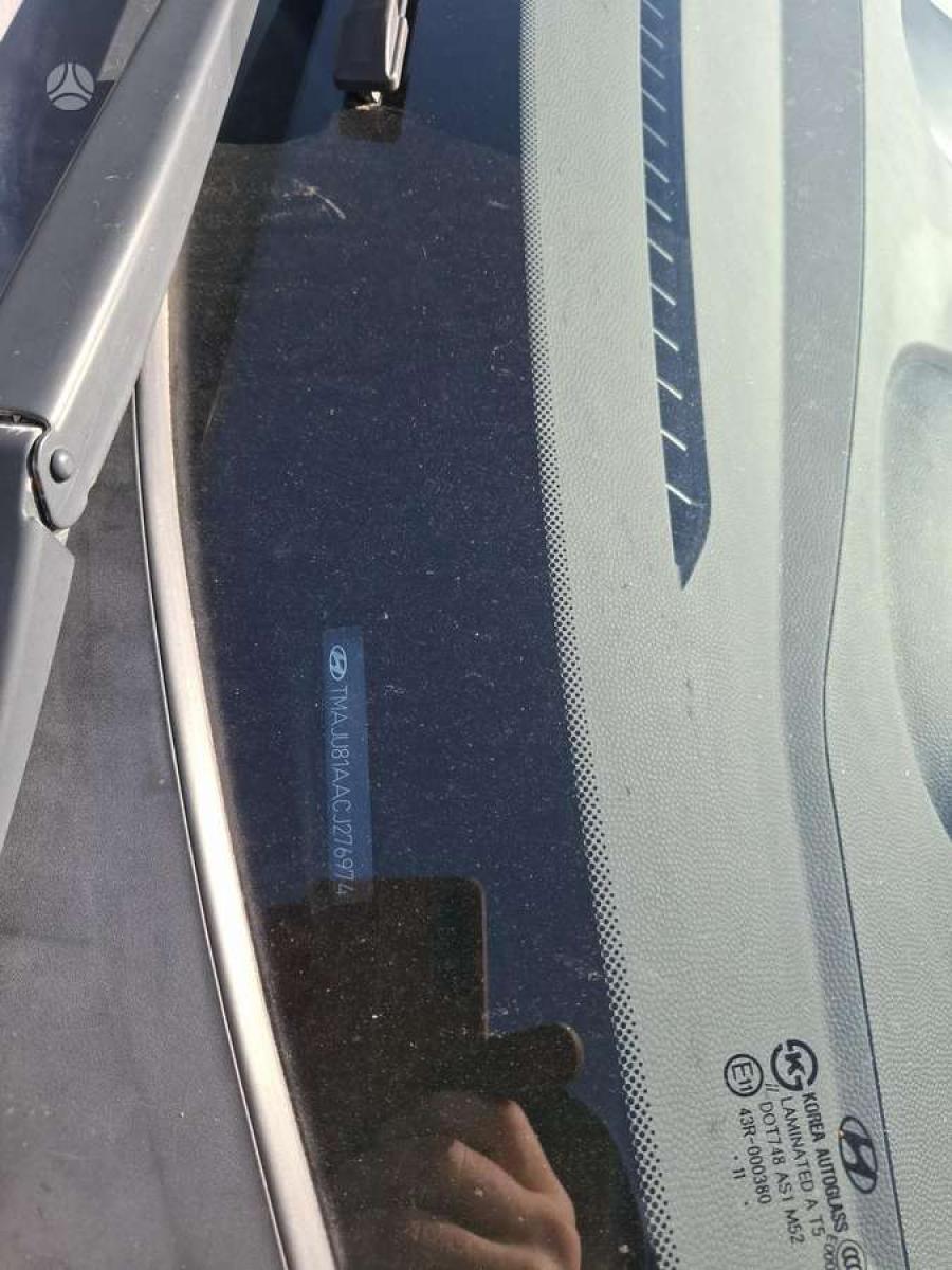 Pelēks Hyundai ix35 2014 Panevēža, ar dzinēja tilpumu 1.59 L un nobraukumu 187 tūkst. km par 7700 €, foto 12 vietnē AUTOMOTO.COM.LV