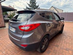 Pelēks Hyundai ix35 2014 Tauragė, ar dzinēja tilpumu 1.70 L un nobraukumu 264 tūkst. km par 5800 €, foto 4 vietnē AUTOMOTO.COM.LV