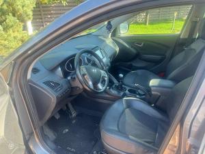 Pelēks Hyundai ix35 2014 Tauragė, ar dzinēja tilpumu 1.70 L un nobraukumu 264 tūkst. km par 5800 €, foto 7 vietnē AUTOMOTO.COM.LV