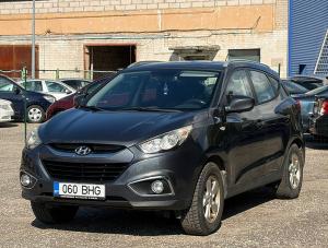 Hyundai ix35 2011 in Narva, with an engine capacity of 2.00 L and mileage of 185 thousand km for 2990 €, photo  on AUTOMOTO.COM.LV