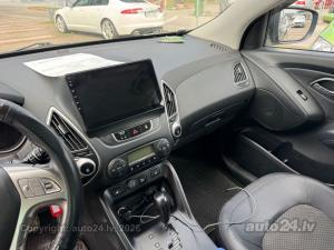 Hyundai ix35 2012 Tallina, ar dzinēja tilpumu 2.00 L un nobraukumu 235 tūkst. km par 5999 €, foto 13 vietnē AUTOMOTO.COM.LV