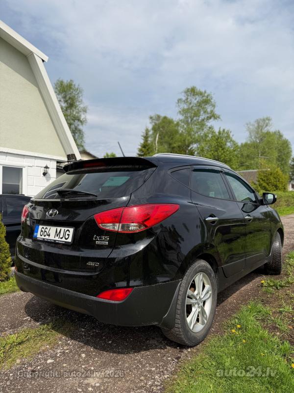Hyundai ix35 2013 Narva, ar dzinēja tilpumu 2.00 L un nobraukumu 225 tūkst. km par 6300 €, foto 11 vietnē AUTOMOTO.COM.LV