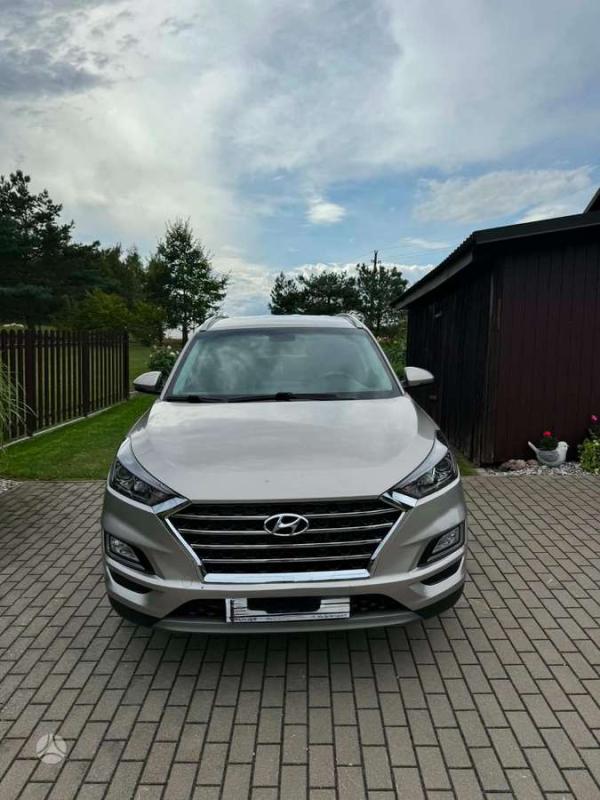 Hyundai ix35 2019 in Vilkaviskis, with an engine capacity of 1.60 L and mileage of 83 thousand km for 19 €, photo 3 on AUTOMOTO.COM.LV