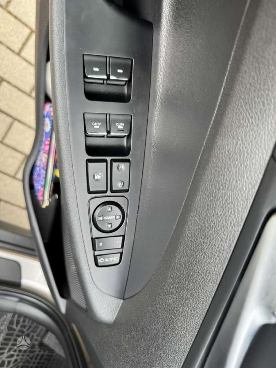 Hyundai ix35 2019 in Vilkaviskis, with an engine capacity of 1.60 L and mileage of 83 thousand km for 19 €, photo 7 on AUTOMOTO.COM.LV
