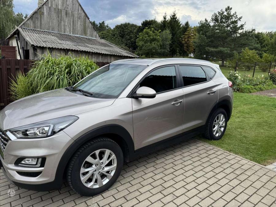 Hyundai ix35 2019 in Vilkaviskis, with an engine capacity of 1.60 L and mileage of 83 thousand km for 19 €, photo 9 on AUTOMOTO.COM.LV