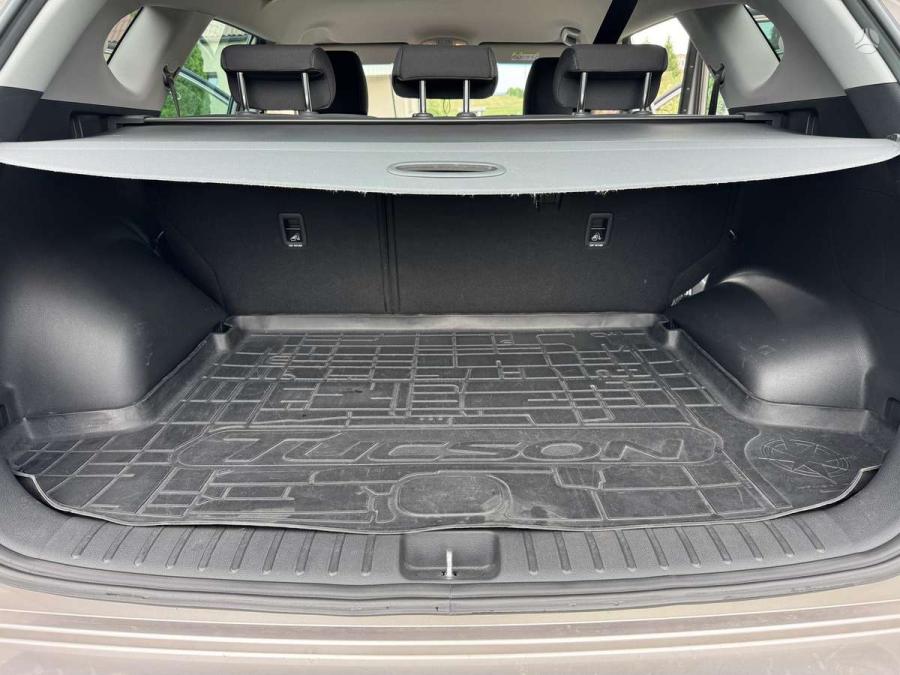 Hyundai ix35 2019 in Vilkaviskis, with an engine capacity of 1.60 L and mileage of 83 thousand km for 19 €, photo 12 on AUTOMOTO.COM.LV