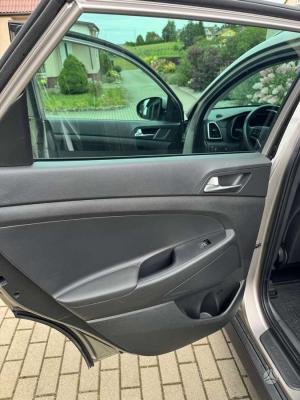 Hyundai ix35 2019 in Vilkaviskis, with an engine capacity of 1.60 L and mileage of 83 thousand km for 19 €, photo 14 on AUTOMOTO.COM.LV