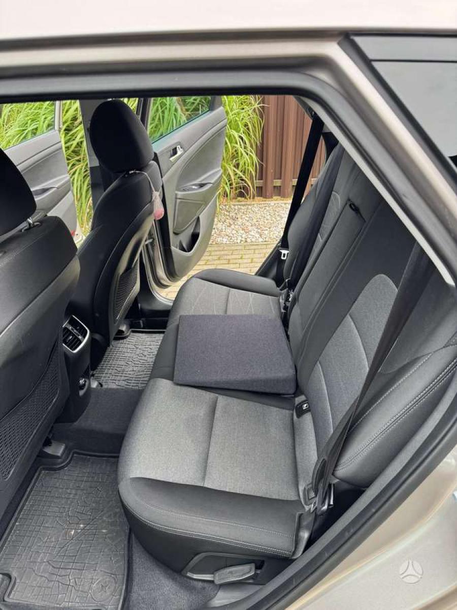 Hyundai ix35 2019 in Vilkaviskis, with an engine capacity of 1.60 L and mileage of 83 thousand km for 19 €, photo 15 on AUTOMOTO.COM.LV