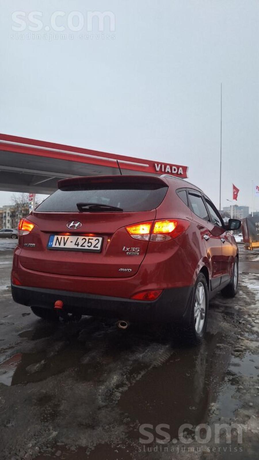Sarkans Hyundai ix35 2010 Rīga, ar dzinēja tilpumu 2.00 L un nobraukumu 227 tūkst. km par 5800 €, foto 6 vietnē AUTOMOTO.COM.LV