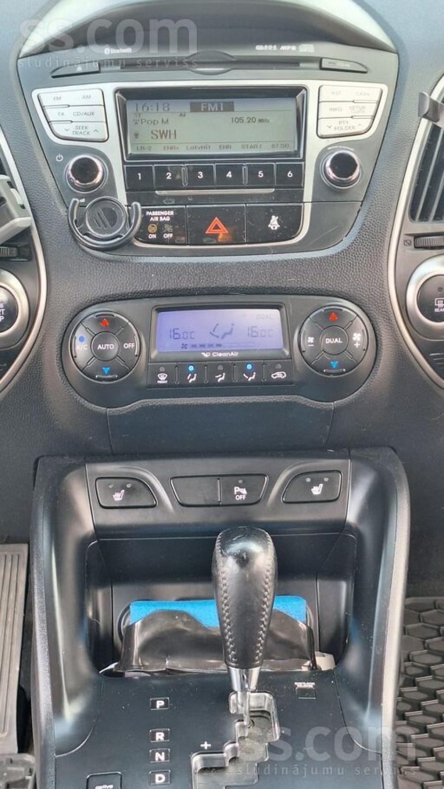 Sarkans Hyundai ix35 2010 Rīga, ar dzinēja tilpumu 2.00 L un nobraukumu 229 tūkst. km par 5199 €, foto 6 vietnē AUTOMOTO.COM.LV