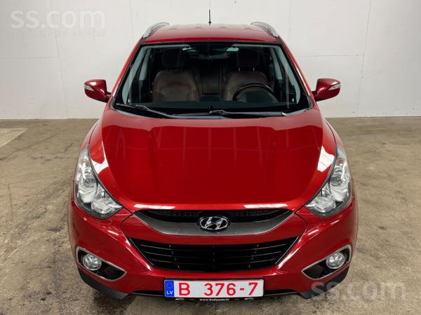 Sarkans Hyundai ix35 2010 Jūrmala, ar dzinēja tilpumu 2.00 L un nobraukumu 193 tūkst. km par 7450 €, foto 5 vietnē AUTOMOTO.COM.LV