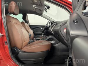 Sarkans Hyundai ix35 2010 Jūrmala, ar dzinēja tilpumu 2.00 L un nobraukumu 193 tūkst. km par 7450 €, foto 19 vietnē AUTOMOTO.COM.LV