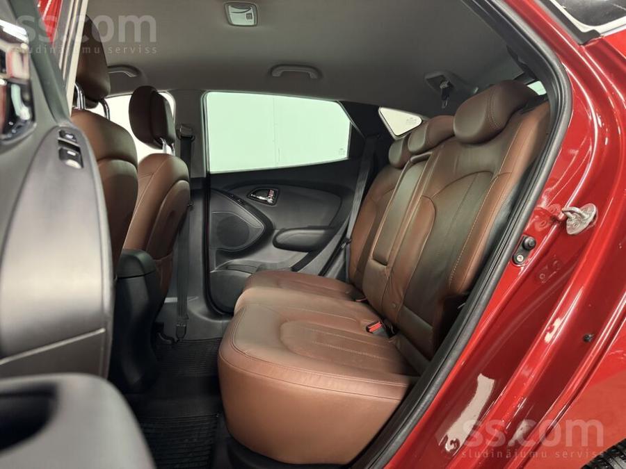 Sarkans Hyundai ix35 2010 Jūrmala, ar dzinēja tilpumu 2.00 L un nobraukumu 193 tūkst. km par 7450 €, foto 21 vietnē AUTOMOTO.COM.LV