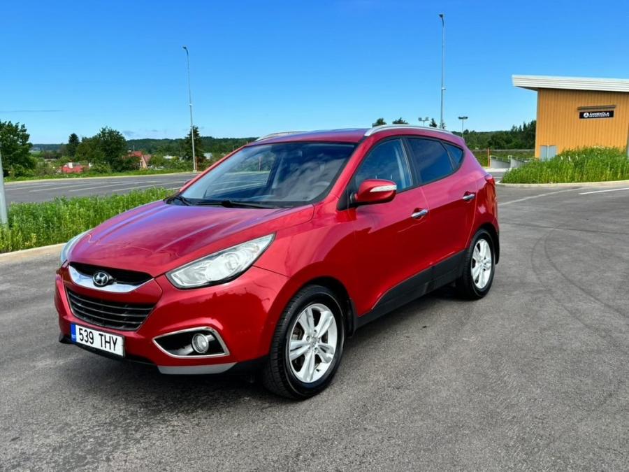 Sarkans Hyundai ix35 2011 Narva, ar dzinēja tilpumu 1.70 L un nobraukumu 207 tūkst. km par 4200 €, foto 10 vietnē AUTOMOTO.COM.LV