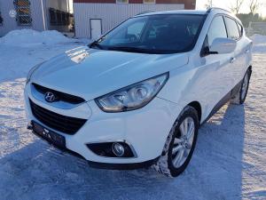 Balts Hyundai ix35 2010 Šauļi, ar dzinēja tilpumu 2.00 L un nobraukumu 223 tūkst. km par 5650 €, foto  vietnē AUTOMOTO.COM.LV