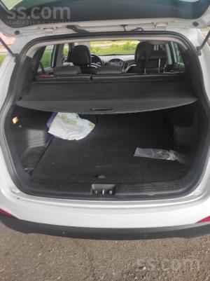 Balts Hyundai ix35 2010 Rēzekne, ar dzinēja tilpumu 2.00 L un nobraukumu 235 tūkst. km par 6050 €, foto 6 vietnē AUTOMOTO.COM.LV