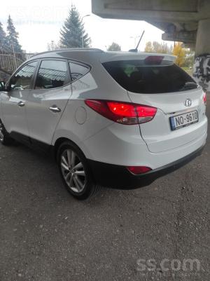 Balts Hyundai ix35 2010 Rēzekne, ar dzinēja tilpumu 2.00 L un nobraukumu 235 tūkst. km par 6050 €, foto 10 vietnē AUTOMOTO.COM.LV
