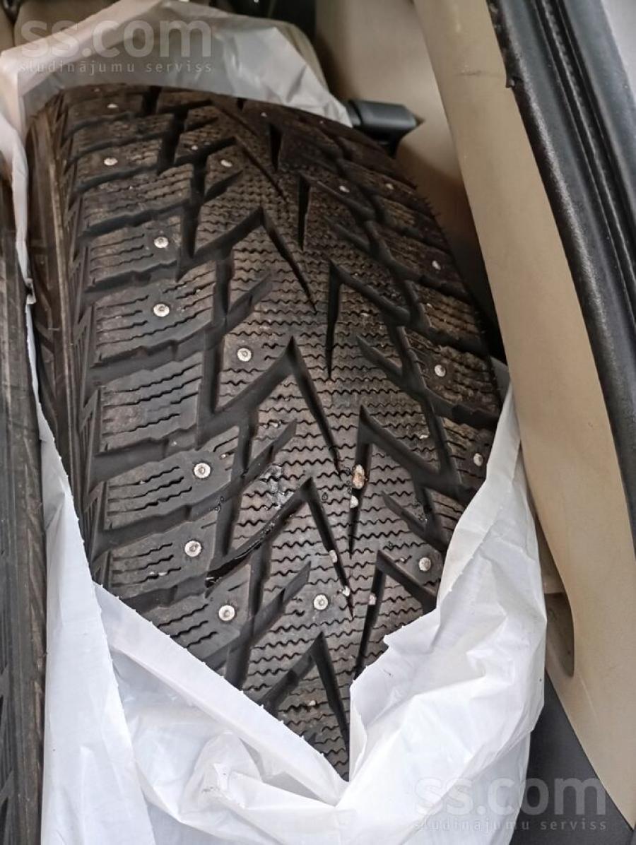 Balts Hyundai ix35 2010 Rēzekne, ar dzinēja tilpumu 2.00 L un nobraukumu 235 tūkst. km par 6050 €, foto 26 vietnē AUTOMOTO.COM.LV