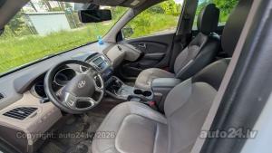 Белый Хендай их35 2010 в Муствеэ, объемом двигателя 2.00 л и пробегом 320 тыс. км за 4999 €, фото 11 на AUTOMOTO.COM.LV