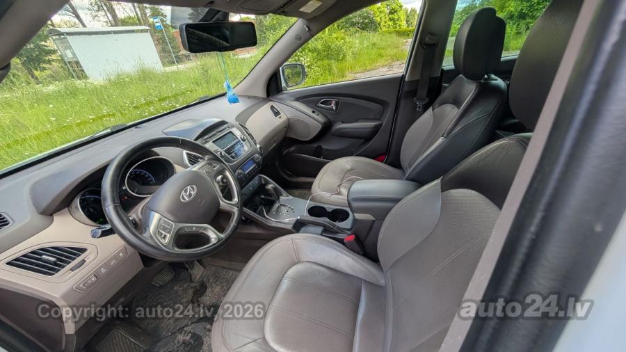 Белый Хендай их35 2010 в Муствеэ, объемом двигателя 2.00 л и пробегом 320 тыс. км за 4999 €, фото 11 на AUTOMOTO.COM.LV