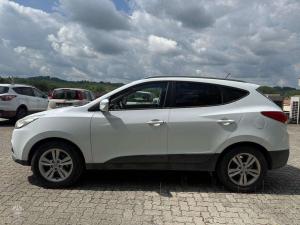 Balts Hyundai ix35 2010 Šauļi, ar dzinēja tilpumu 1.69 L un nobraukumu 150 tūkst. km par 4450 €, foto 9 vietnē AUTOMOTO.COM.LV