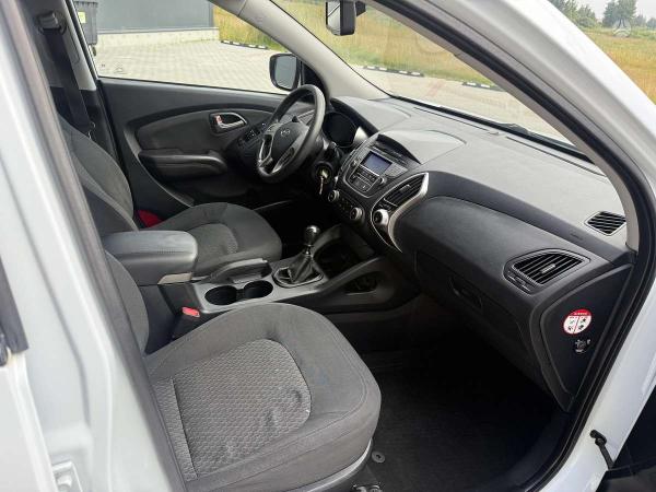 Balts Hyundai ix35 2010 Šauļi, ar dzinēja tilpumu 1.69 L un nobraukumu 150 tūkst. km par 4650 €, foto 9 vietnē AUTOMOTO.COM.LV