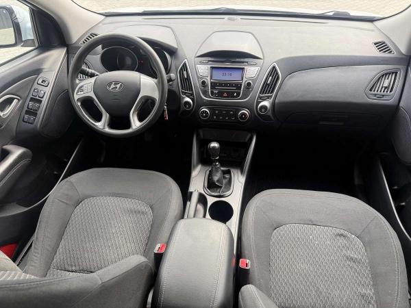 Balts Hyundai ix35 2010 Šauļi, ar dzinēja tilpumu 1.69 L un nobraukumu 150 tūkst. km par 4650 €, foto 10 vietnē AUTOMOTO.COM.LV